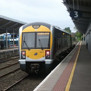 #4: NIR unit 3013 in the spotlight again, this time at Bangor. | RailUK Forums